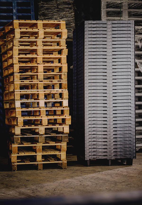Plastic pallet prices stable - wooden pallet prices soar! | Go Plastic ...