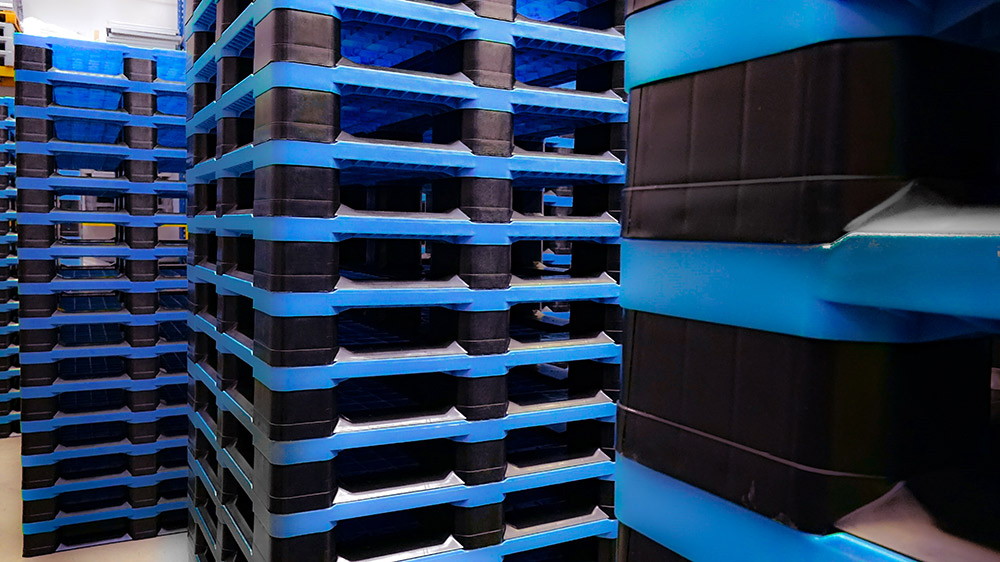 The Digital Wearhouse & 'connected' plastic pallets | Go Plastic Pallets